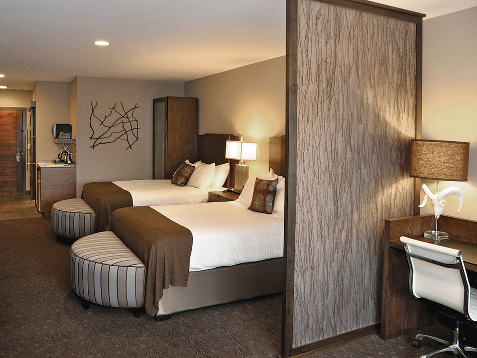 Varia Ecoresin | Naturals | Birch | Materials | 3form